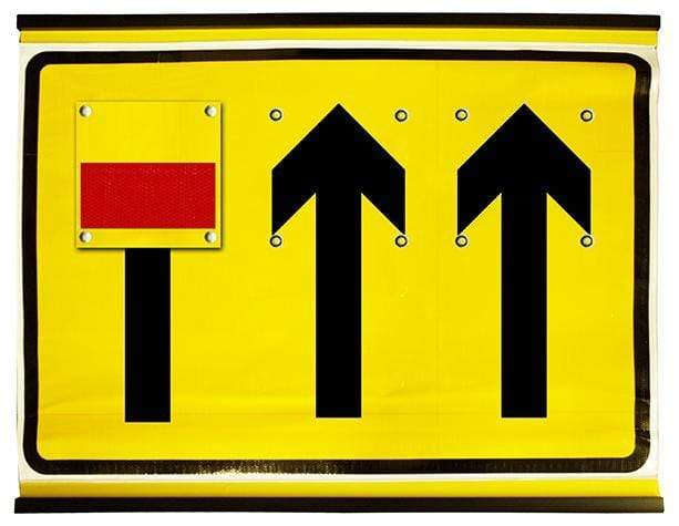 Flexible 1050x750mm 3-Lane Carriageway Road Closure — Protect Signs